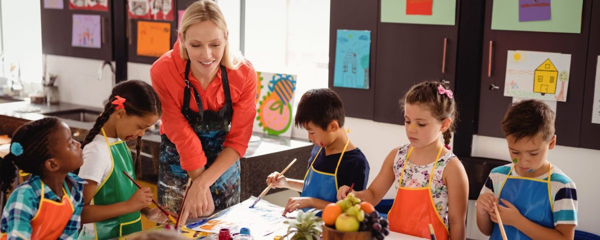 Setting Up the Classroom for Painting: Art Room Tips for Teachers ...